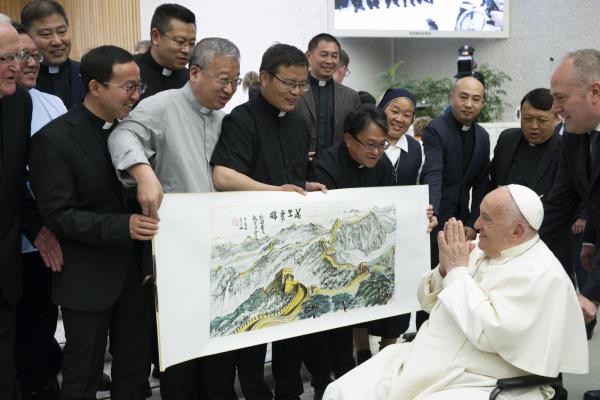 Preaching peace amid violence: Pope heads back to Africa | USCCB