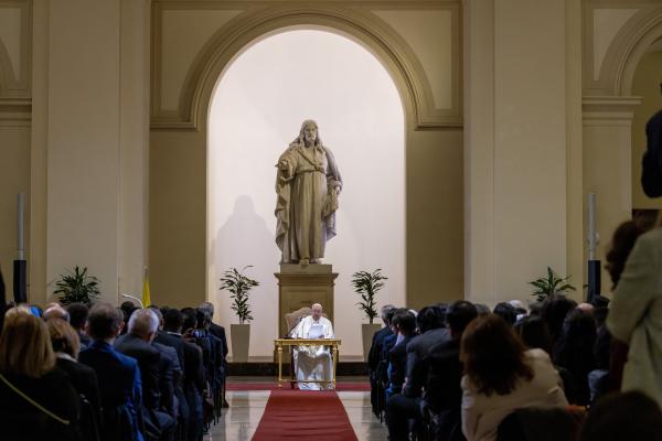 Preaching peace amid violence: Pope heads back to Africa | USCCB