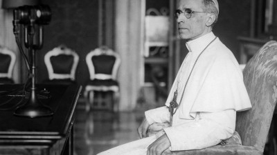 Pious protector: After 80 years, a pope is remembered for saving Rome ...