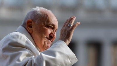 Memory book: Pope reviews his life and shares dreams for future | USCCB