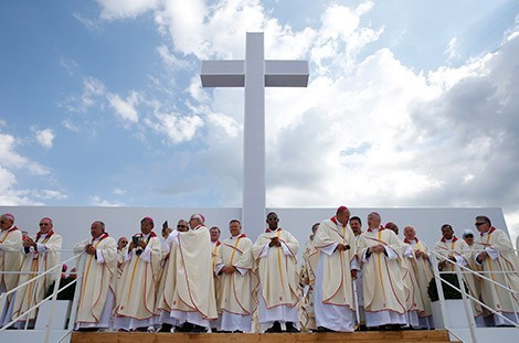 Bishops Working Group on Youth and Young Adults | USCCB